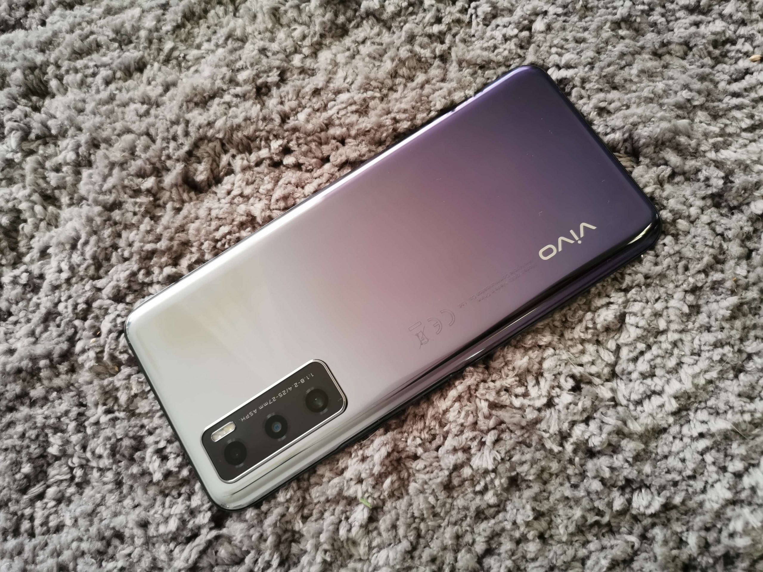 Recenzja vivo Y70 - test czy warto? | Komórkomat.pl