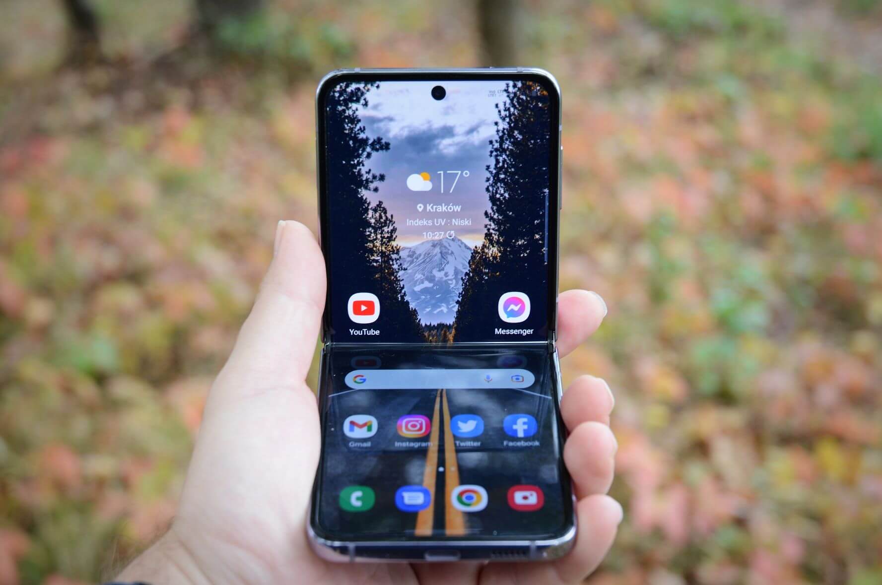 Samsung Galaxy Z Flip4 - test czy warto | Komórkomat.pl