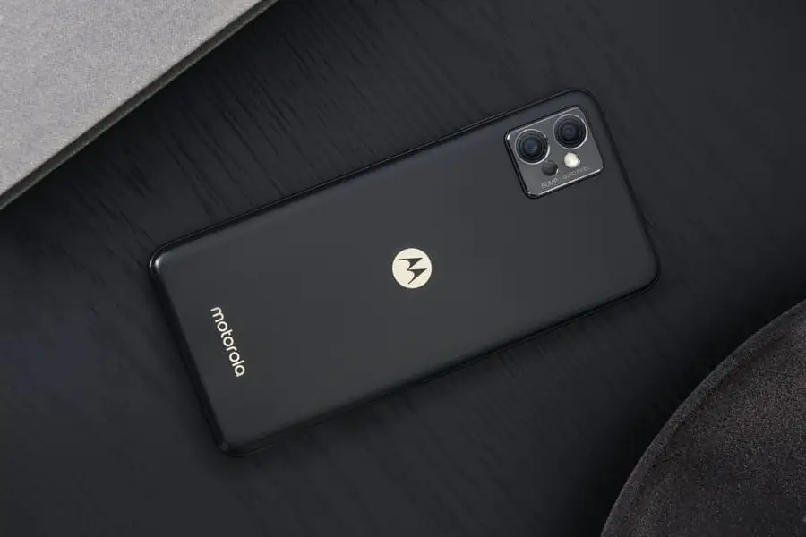Motorola Devon 5G na renderach. Kolejny średniak na horyzoncie ...